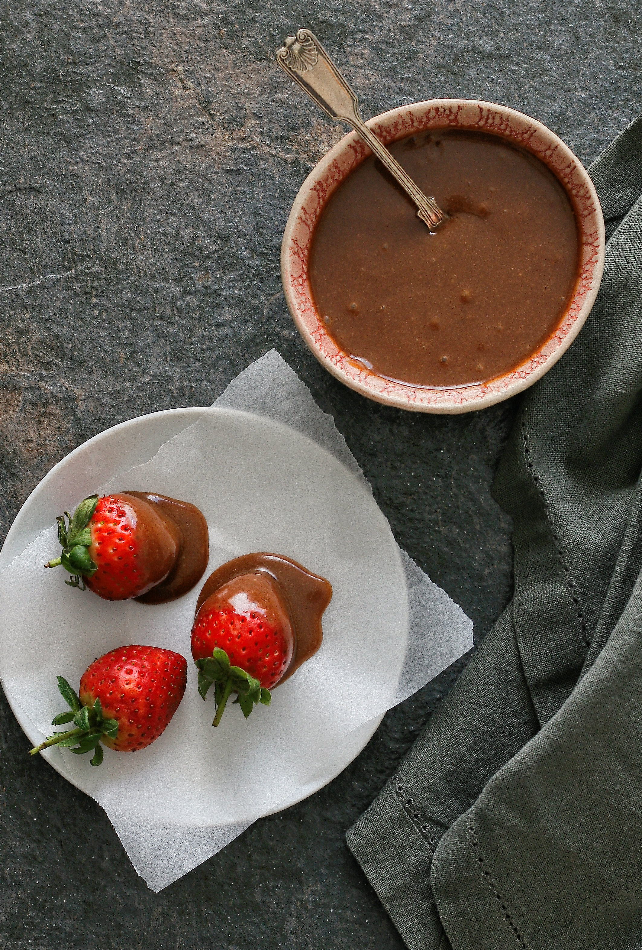 4 Ingredient homemade chocolate spread (refined sugar free) – Cupcakes ...