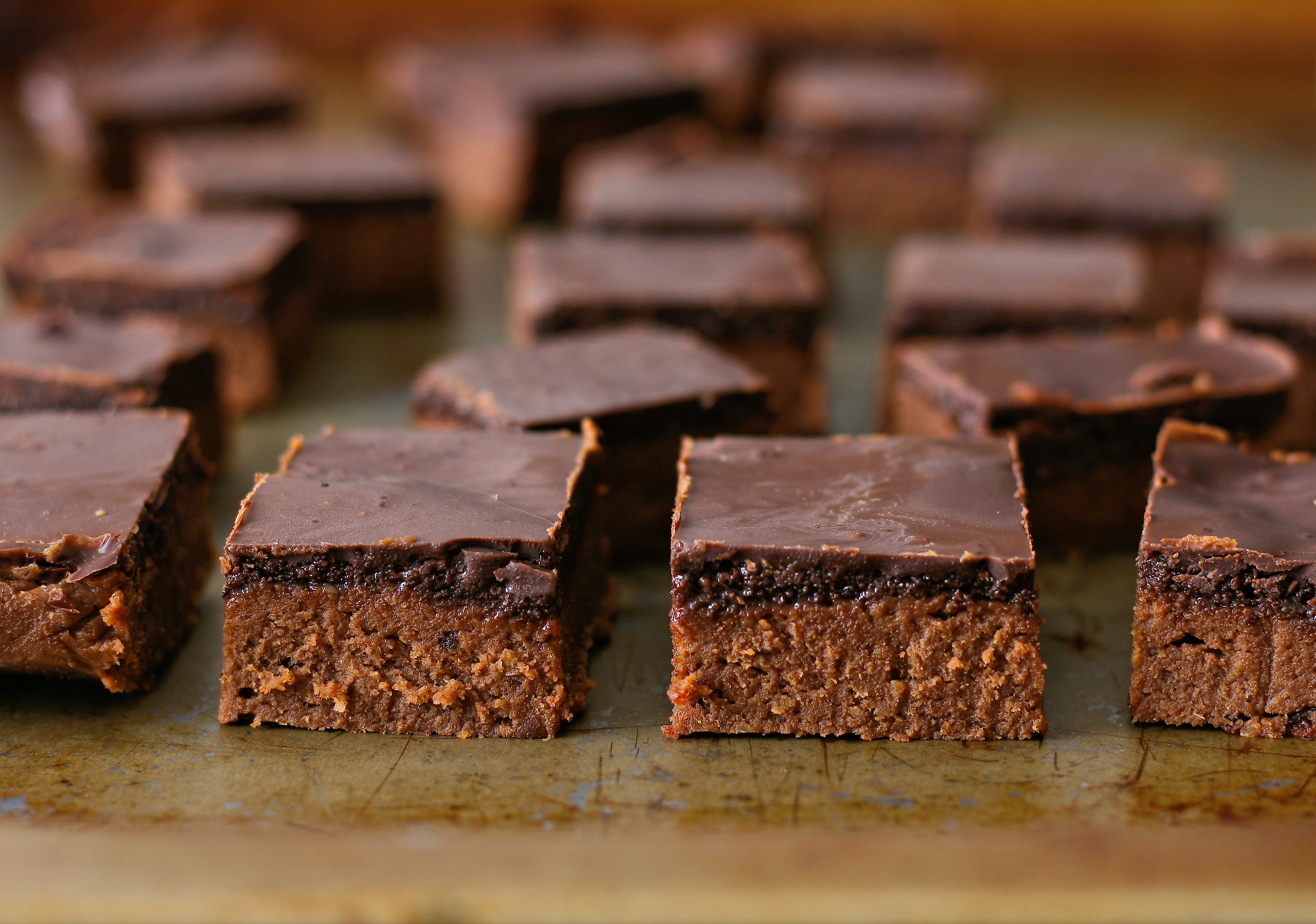 Easy chocolate chickpea fudge – Cupcakes & Couscous