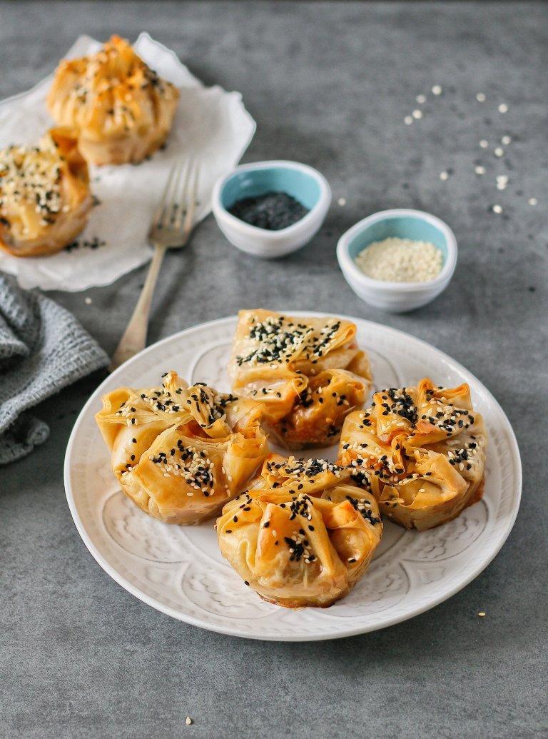 Mini roasted veggie phyllo parcels – Cupcakes & Couscous