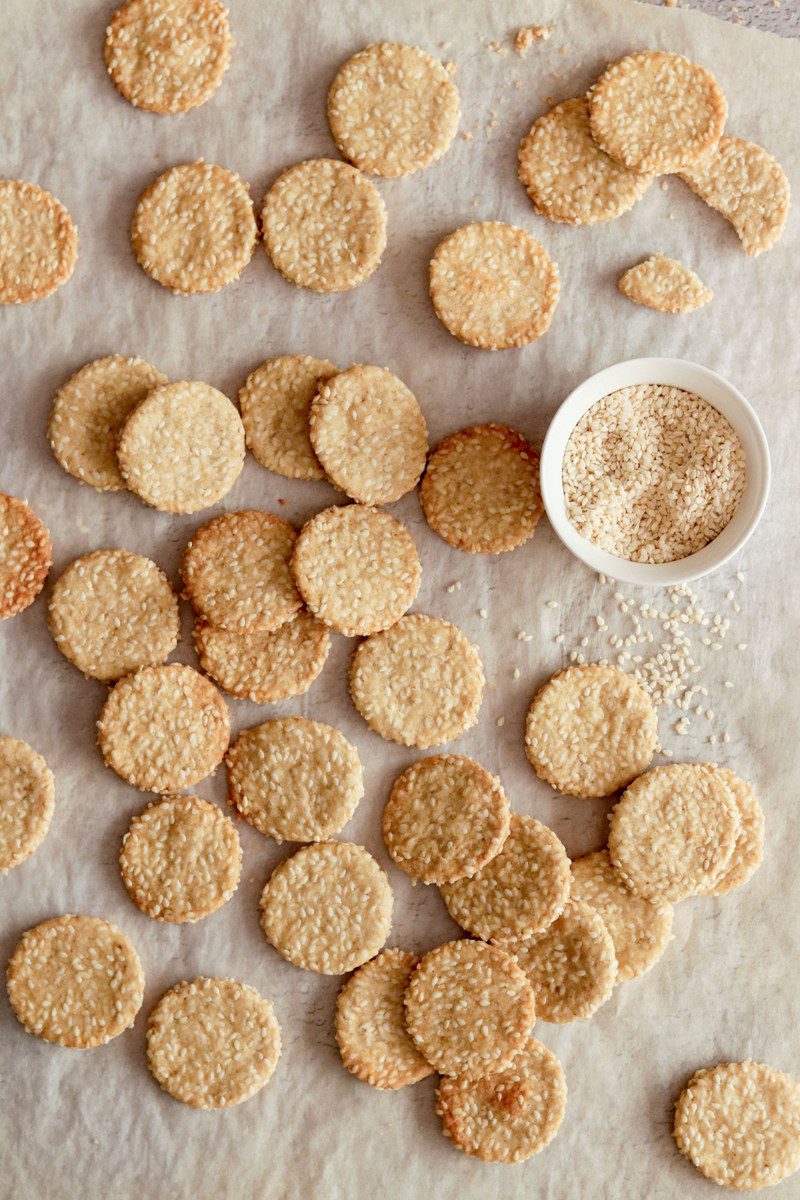 Whipped feta with sesame crackers – Cupcakes & Couscous